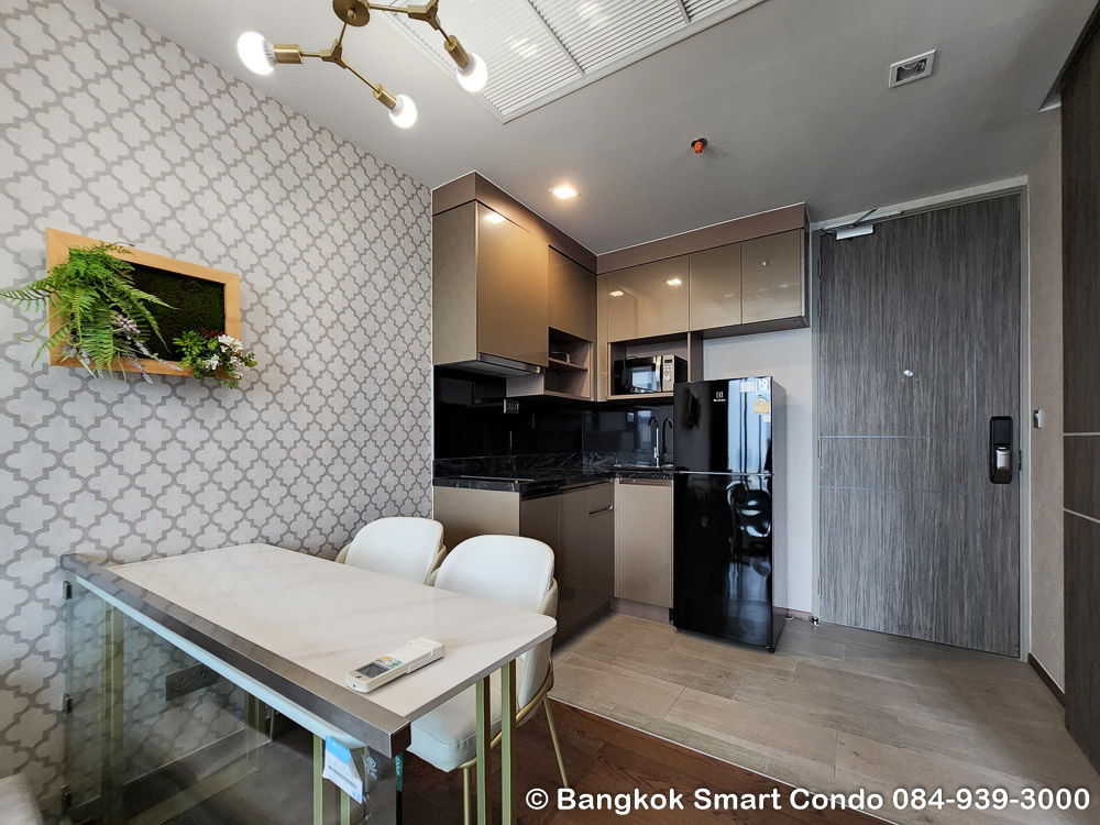 ให้เช่าคอนโด Ideo Q Victory 1 นอน 35 ตรม. ชั้น 25 ตกแต่งสวย Fully ...