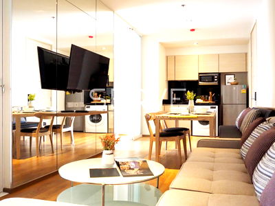 Nice View Super High Fl. 30+ Combine Unit 1 Bed 2 Baths with North Side ...