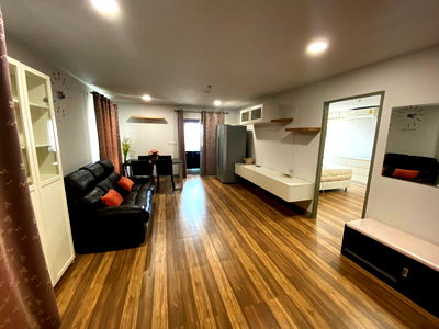 คอนโด 1-ห้องนอน ที่ รีเจ้นท์ โฮม 7 สรรพาวุธ 2 - สุขุมวิท ใกล้ BTS อุดม ...